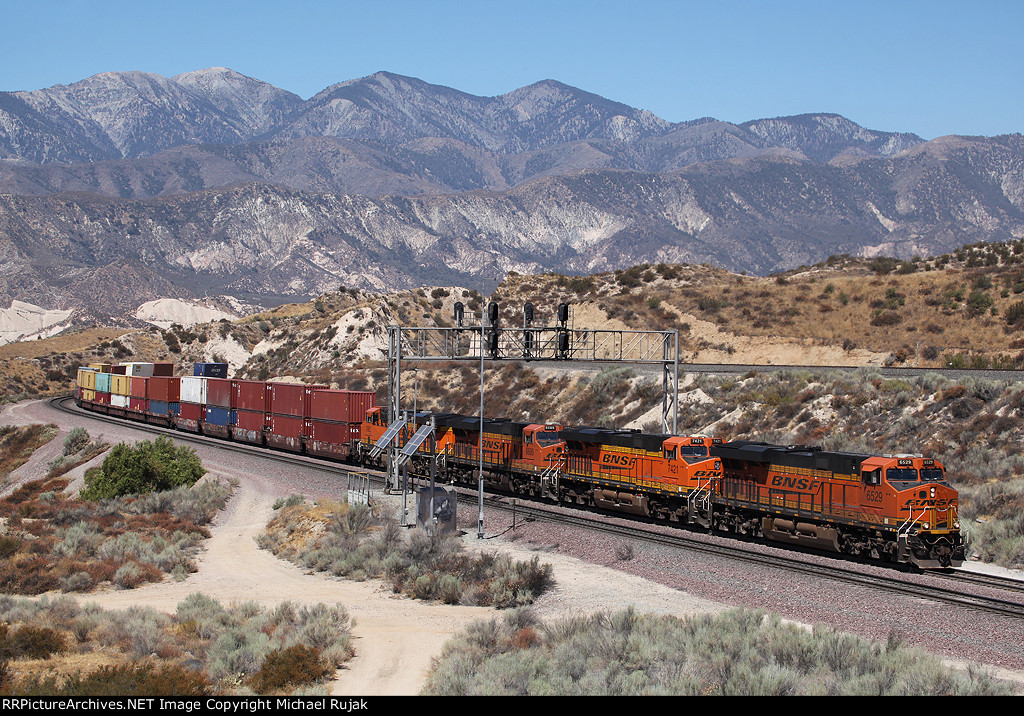 BNSF 6529